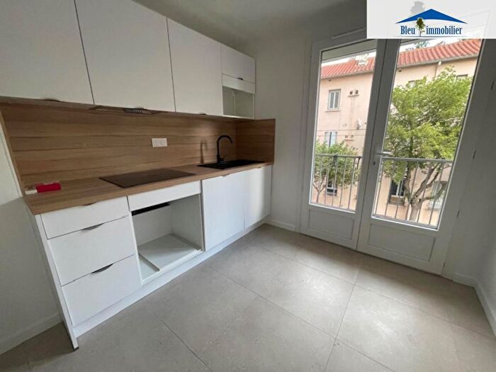 Appartement à louer - Perpignan, La Gare - 3 pièces - 2 chambres