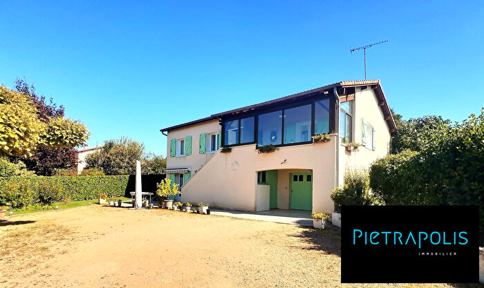 Maison à vendre - Guéreins - 5 pièces - 3 chambres