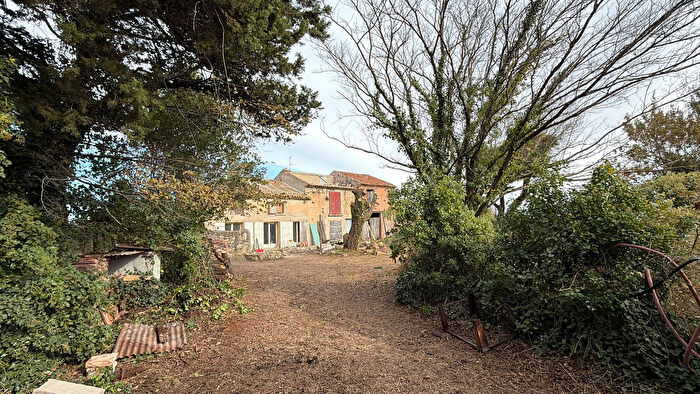 Maison à vendre - Caderousse - 4 pièces - 3 chambres