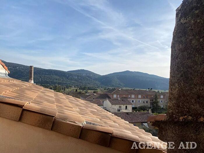 Appartement à louer - Cuges-les-Pins - 2 pièces - 1 chambre