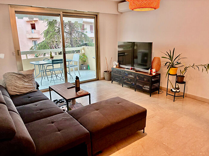 Cannes, Carnot : Appartement 2 pièces à vendre