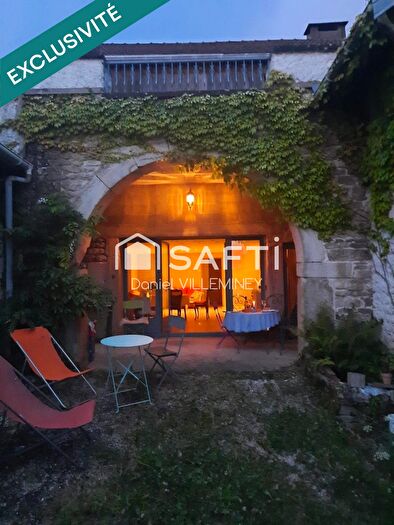 Maison à vendre - Fougerolles - 9 pièces - 4 chambres