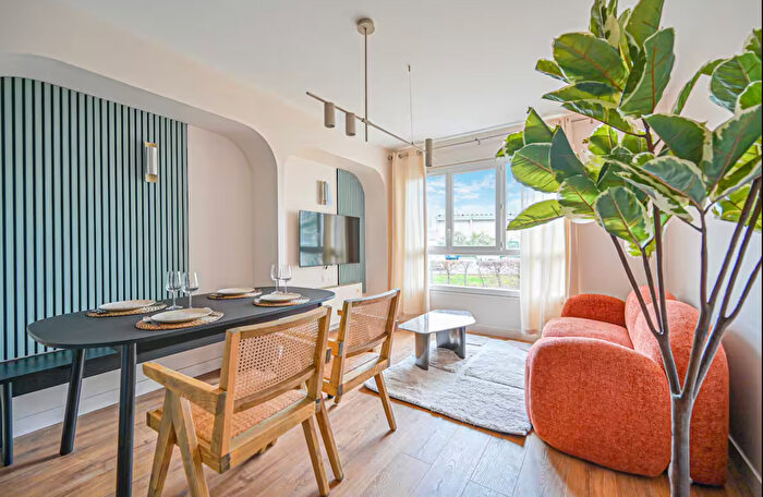 Appartement à vendre - Bagnolet, La Dhuys - 3 pièces - 2 chambres