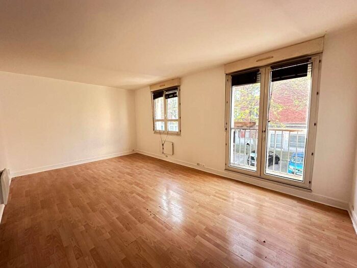 Appartement à louer - Debain-Michelet-Bauer, Saint-Ouen-sur-Seine - 4 pièces - 3 chambres