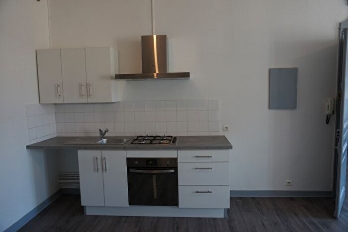 Appartement à louer - Montbrison, Centre-ville - 3 pièces - 2 chambres