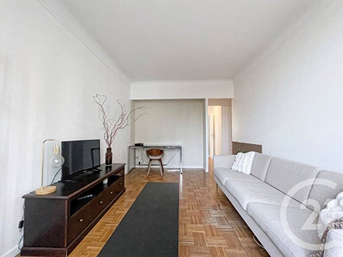 Appartement 2 pièces à louer - Courbevoie