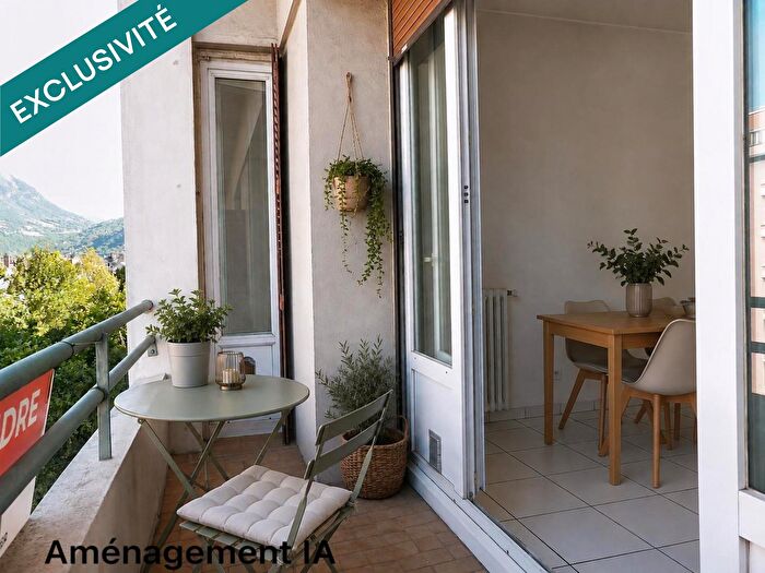 Appartement 2 pièces à Grenoble, La Capuche, Grands Boulevards, à vendre