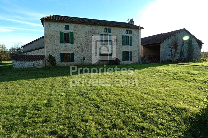 Maison 7 pièces à vendre à Duravel