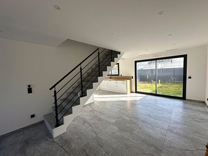 Maison à vendre - Pessac, CCLAPS, La Châtaigneraie - 4 pièces - 3 chambres