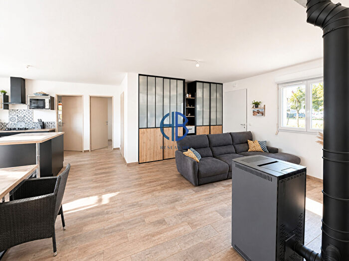 Les Abrets - Maison 4 pièces à vendre