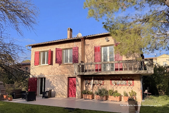 Saint-Maximin-la-Sainte-Baume, Centre-ville : Maison 6 pièces à vendre