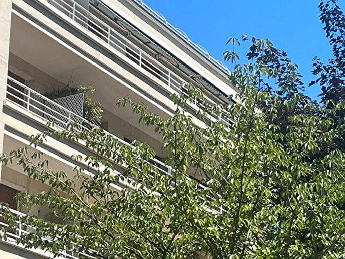Appartement 4 pièces à vendre à Fontenay-sous-Bois, Proche Bois de Vincennes, Rer A