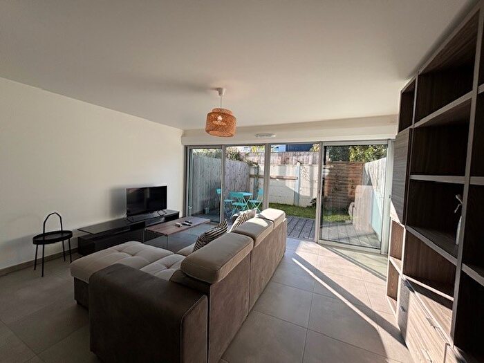 Maison à louer - Bordeaux, Orangers, Les Pins Francs - 4 pièces - 3 chambres