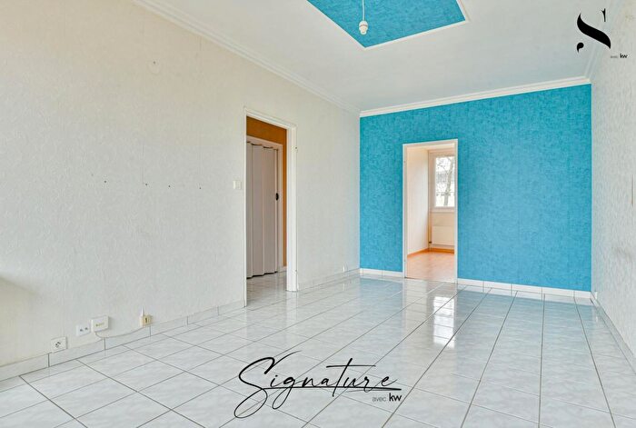 Appartement à vendre - Limoges, Centre-ville, Hôtel de Ville, Emailleurs - 4 pièces - 2 chambres