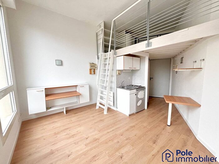 Appartement à louer - La Folie-Couvrechef, Caen - 1 pièce