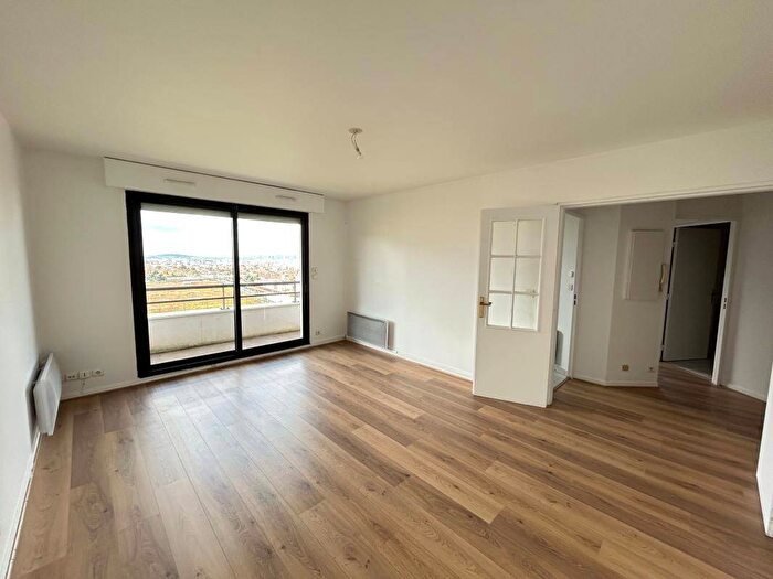 Appartement à louer - Brossolette-Vieux Bourg-Malraux, Châtillon - 2 pièces - 1 chambre