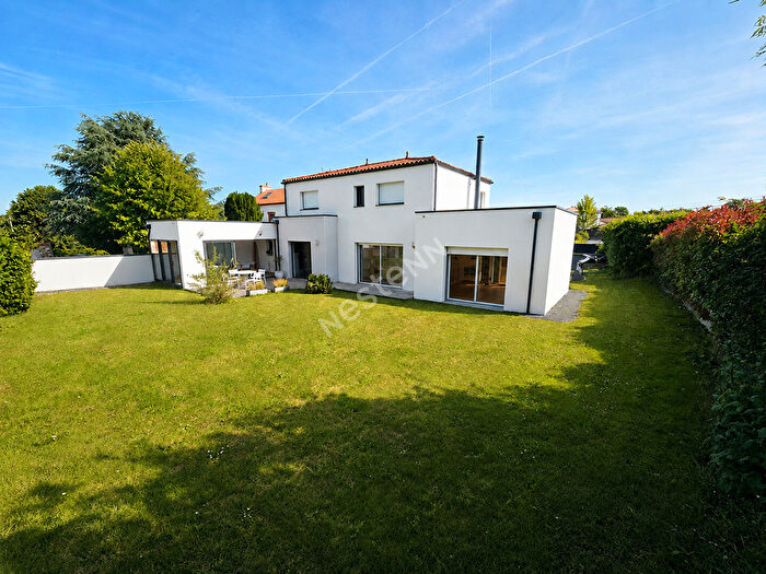Maison 7 pièces à Chavagnes-en-Paillers, à vendre