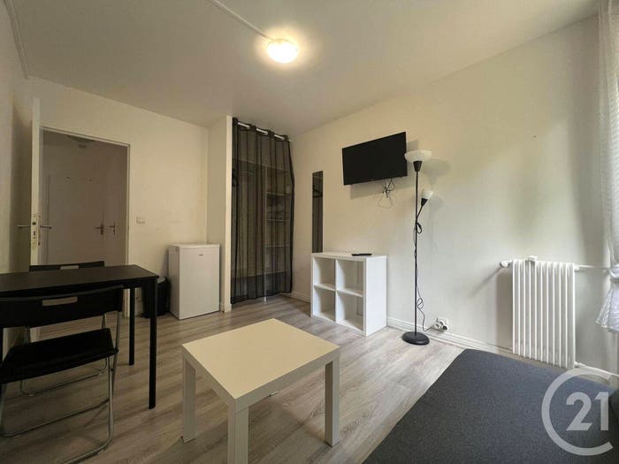 Appartement 1 pièce à Évry-Courcouronnes, à louer