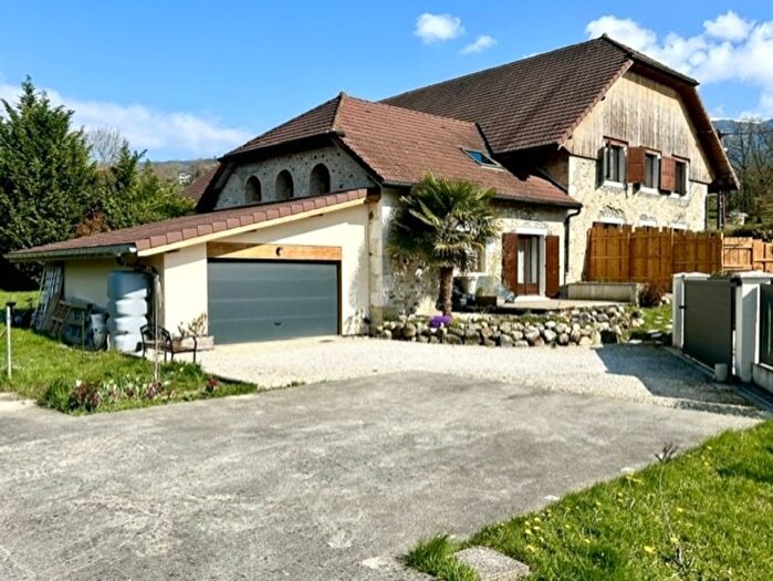 Maison 10 pièces à vendre à Alby-sur-Chéran