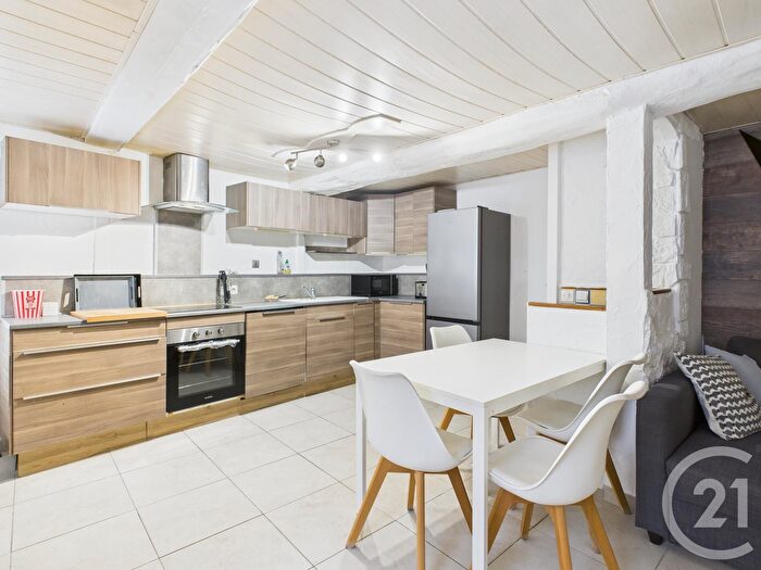 Maison à louer - La Valette-du-Var, Centre-ville - 4 pièces - 2 chambres