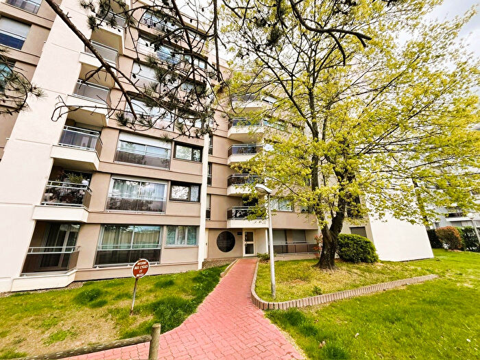 Appartement à vendre - Saint-Leu-la-Forêt, La Plaine - 3 pièces - 2 chambres