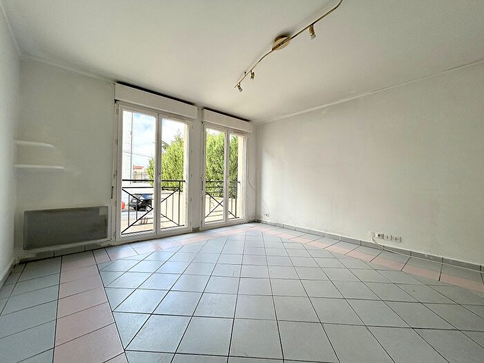 Appartement à louer - Montlhéry - 2 pièces - 1 chambre