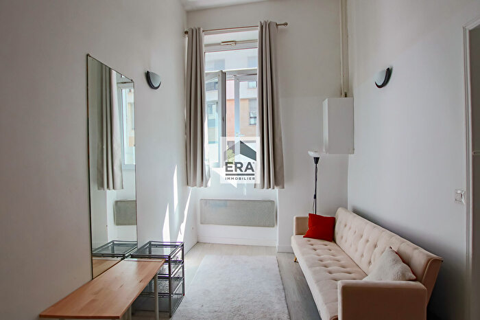 Appartement 1 pièce à Paris 11ème, République, Saint-Ambroise, à vendre