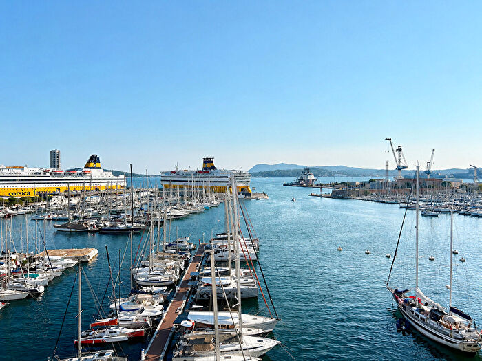 Toulon, Centre-ville : Appartement 4 pièces à vendre
