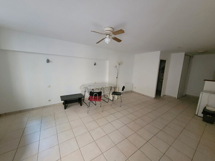 Appartement à louer - Auch, Centre-ville - 1 pièce