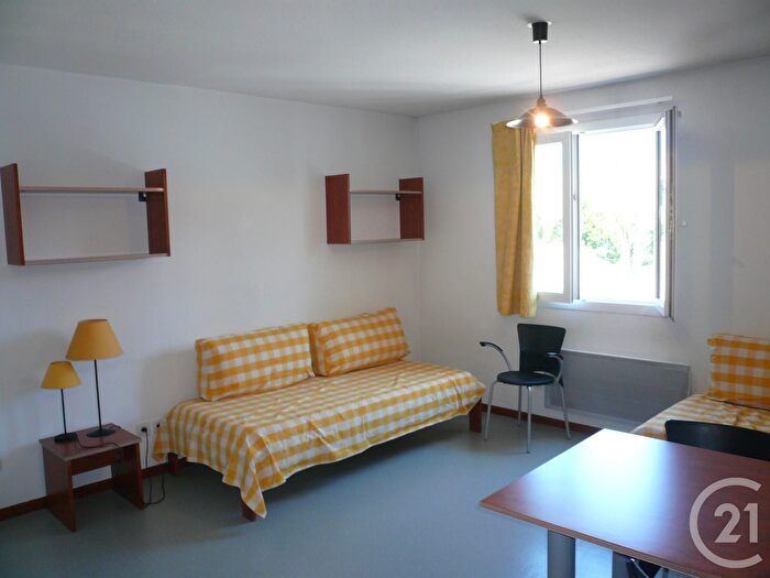 Appartement à louer - Chambéry, Laurier - 1 pièce