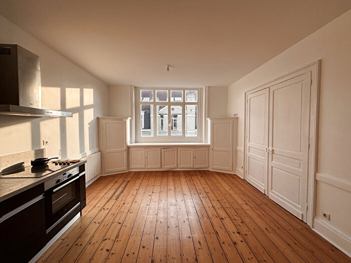 Appartement à louer - Lille, Centre-ville, Euralille - 2 pièces - 1 chambre