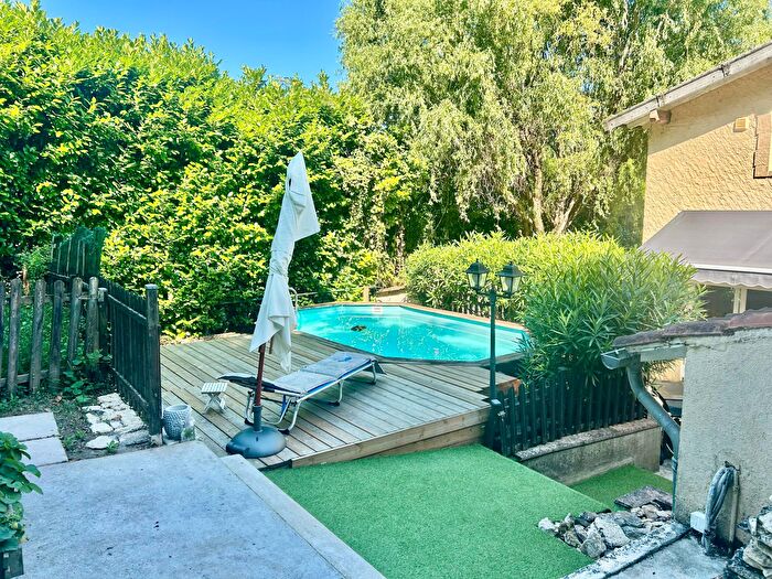 Maison à vendre - Castres, Quartier Périphérique Nord et Est - 4 pièces - 3 chambres