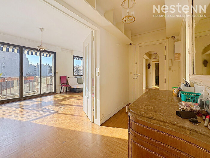 Appartement à vendre - Bourg-la-Reine, Centre-ville - 4 pièces - 2 chambres