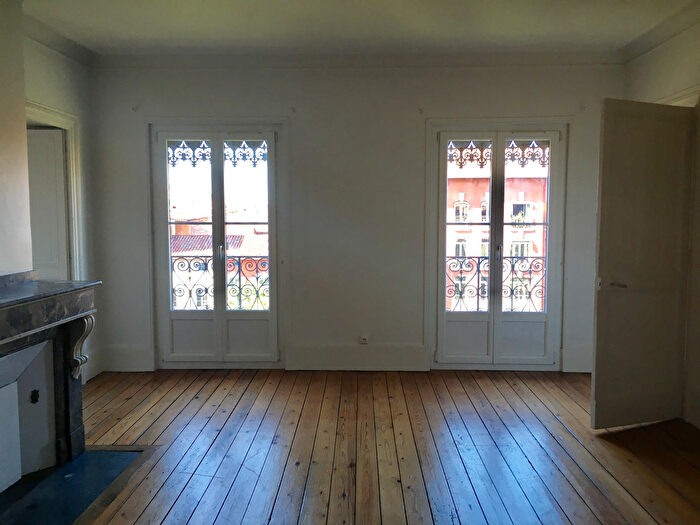 Toulouse, Les Carmes-Esquirol : Appartement 3 pièces à louer