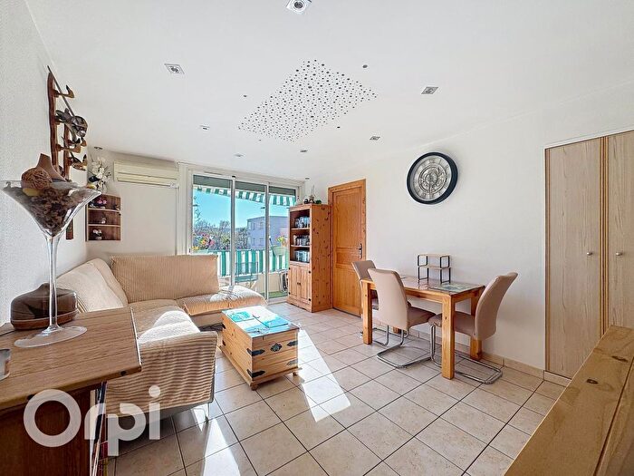 Appartement à vendre - Fréjus, Centre-ville - 3 pièces - 2 chambres