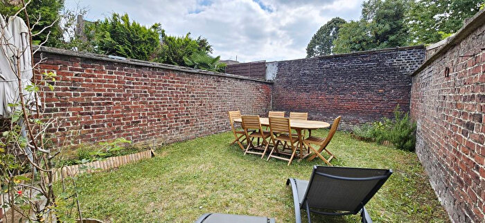 Maison à vendre - Tourcoing, Centre-ville - 8 pièces - 5 chambres