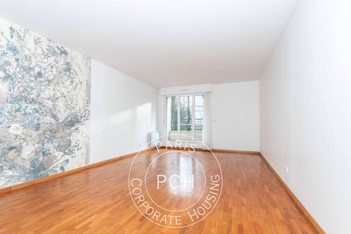 Montretout, Saint-Cloud : Appartement 4 pièces à louer