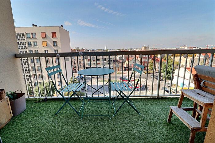 Appartement 2 pièces à vendre - Aubervilliers, Centre-ville, Victor Hugo