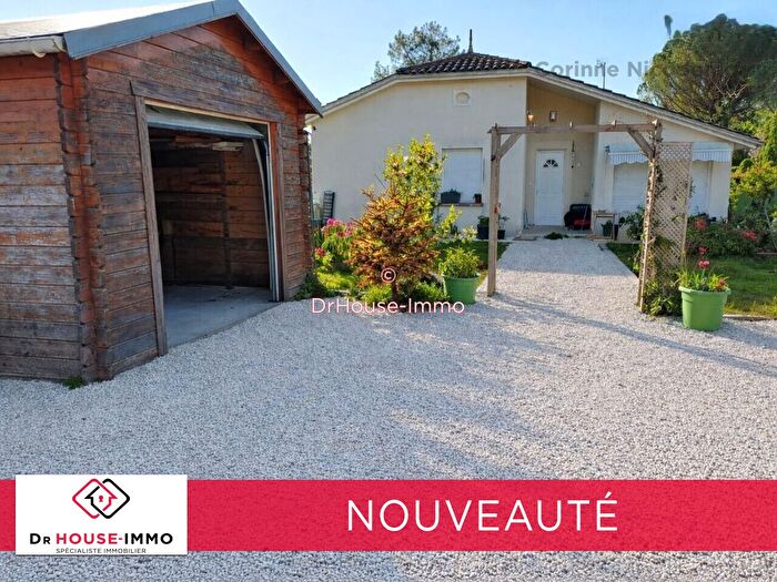 Maison à vendre - Castelnau-sur-Gupie - 6 pièces - 4 chambres
