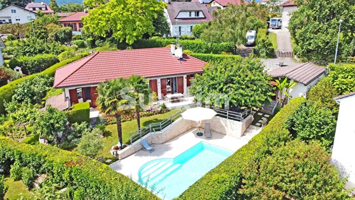 Maison 5 pièces à Challex, à vendre