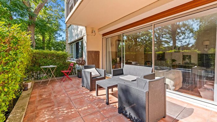 Appartement à vendre - Marnes-la-Coquette - 6 pièces - 4 chambres