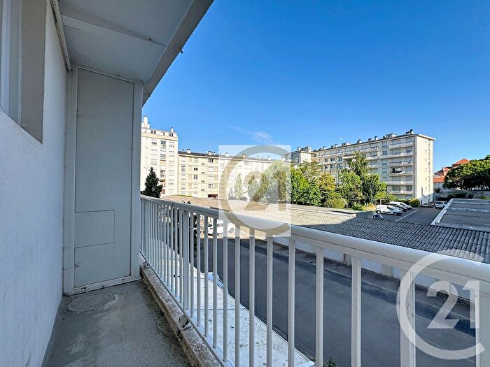 Nantes, Sainte-Thérèse, Rond-Point de Vannes : Appartement 2 pièces à louer