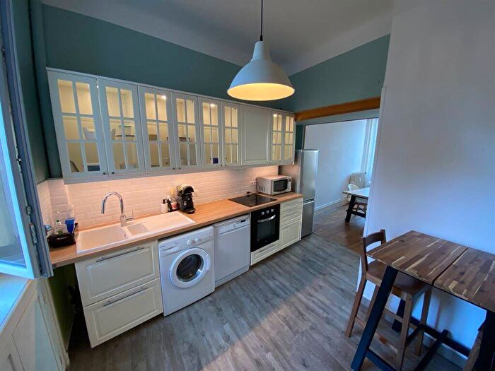 Appartement à louer - Lecoq, Clermont-Ferrand - 3 pièces - 1 chambre