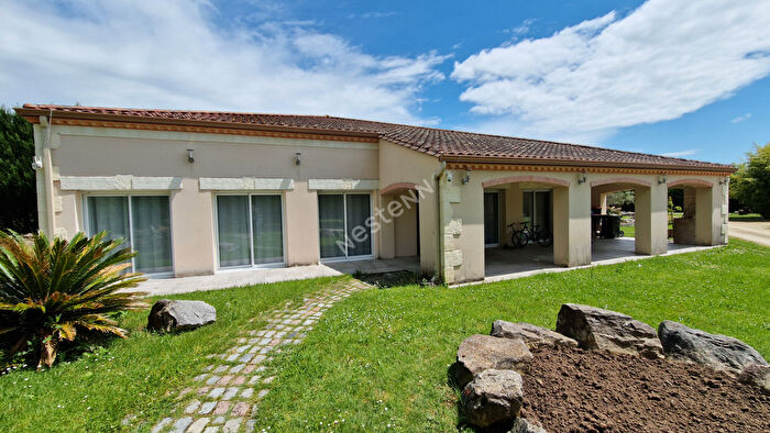 Maison à vendre - Bergerac, Centre-ville - 8 pièces - 7 chambres