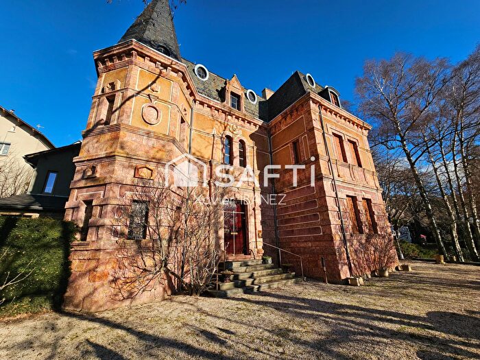 Maison à vendre - Saint-Alban-sur-Limagnole - 15 pièces - 9 chambres