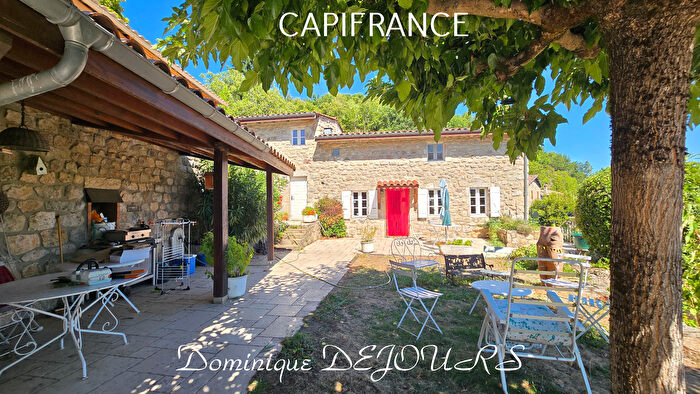Gluiras : Maison 7 pièces à vendre