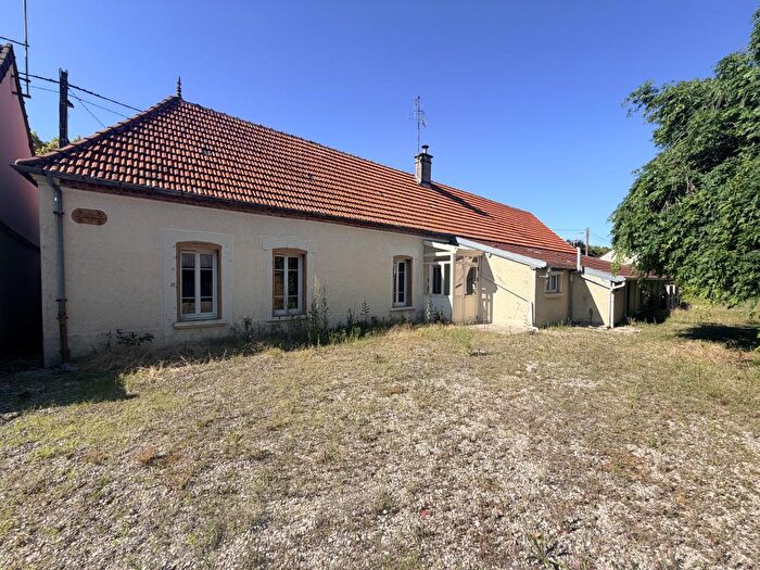 Orvilliers-Saint-Julien - Maison 4 pièces à vendre