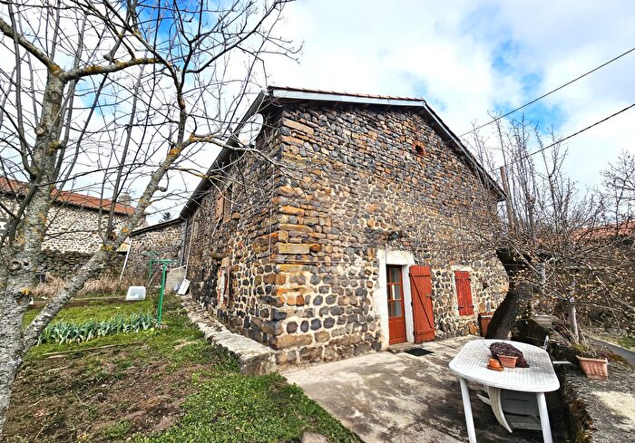 Maison à vendre - Saint-Arcons-de-Barges - 5 pièces - 3 chambres