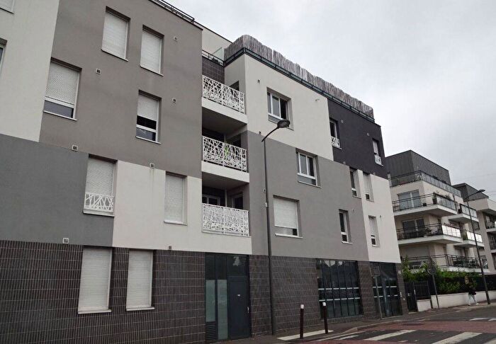 Appartement 2 pièces à Le Village-Les Pres, Éragny, à louer