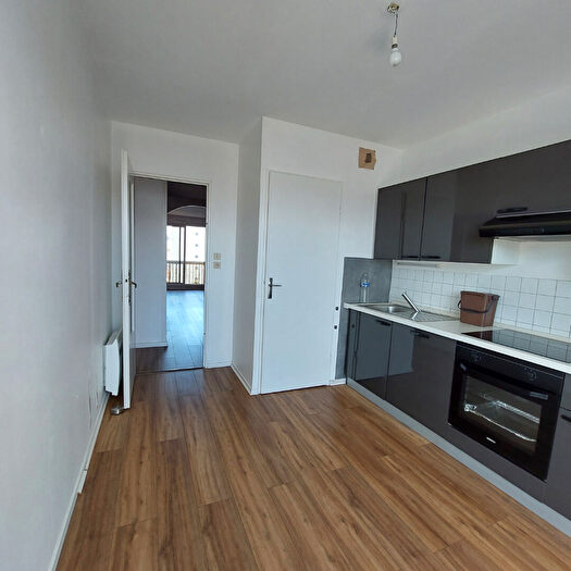 Appartement 3 pièces à Brest, Kerbernard, Pen-ar-Creac'h, à louer